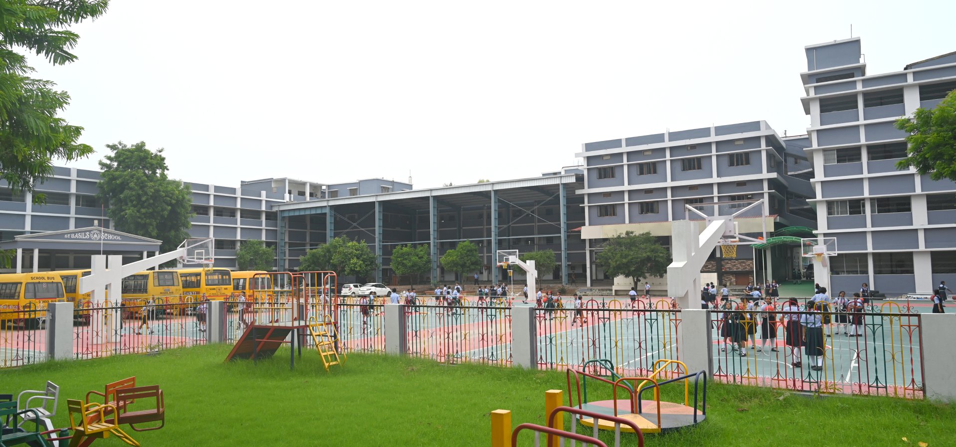 St. Basil School, Basti